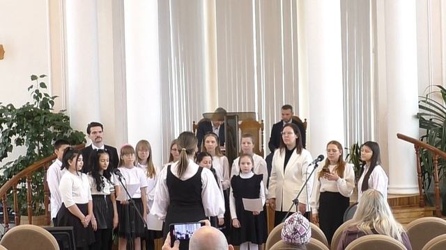 Святый Один лишь Господь. Христианский Школьный хор «Исток».