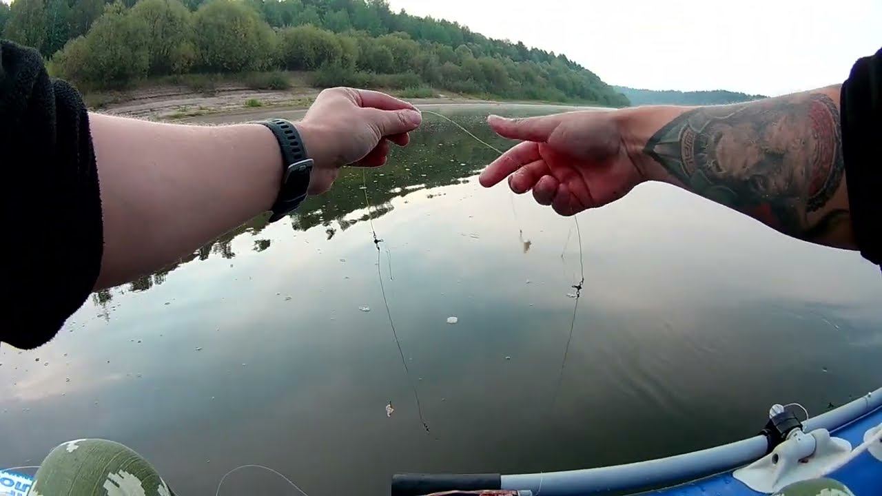 Душевная рыбалка с лодки на зимнюю удочку. Асташиха. р.Ветлуга.  28.08.22. Fishing in Russia.