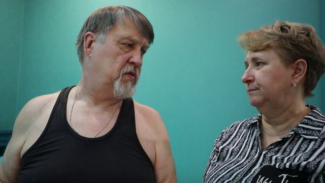 Юра, Ира - анекдот........Скетч # 12 ( не сосёт )