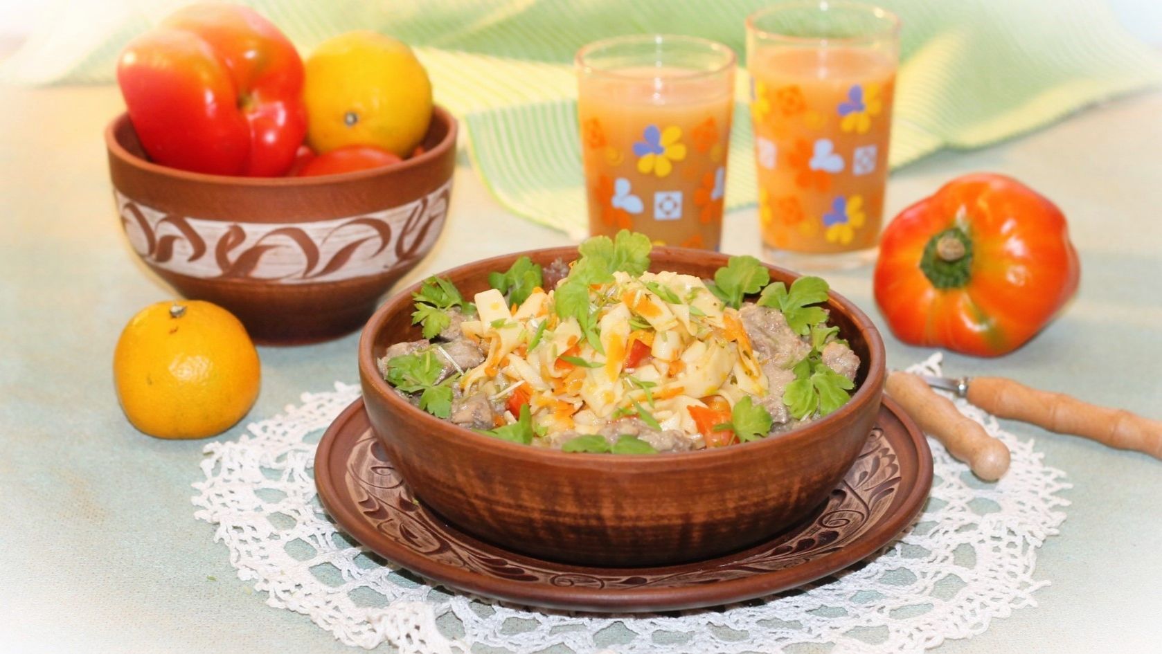 Нежная, сочная печень с лапшой