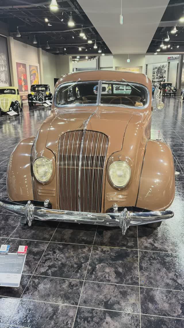 1934 DESOTO AIRFLOW SERIES SE  | Один из первых автомобилей с аэродинамическим кузовом 🌬️🚙5