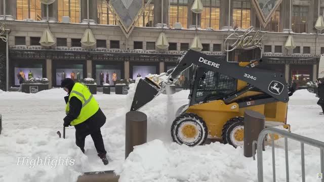 Сильная зимняя буря обрушилась на Нью-Йорк ❄️