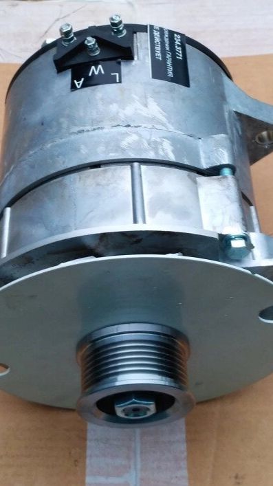 Генератор автобуса ЛиАЗ 5256