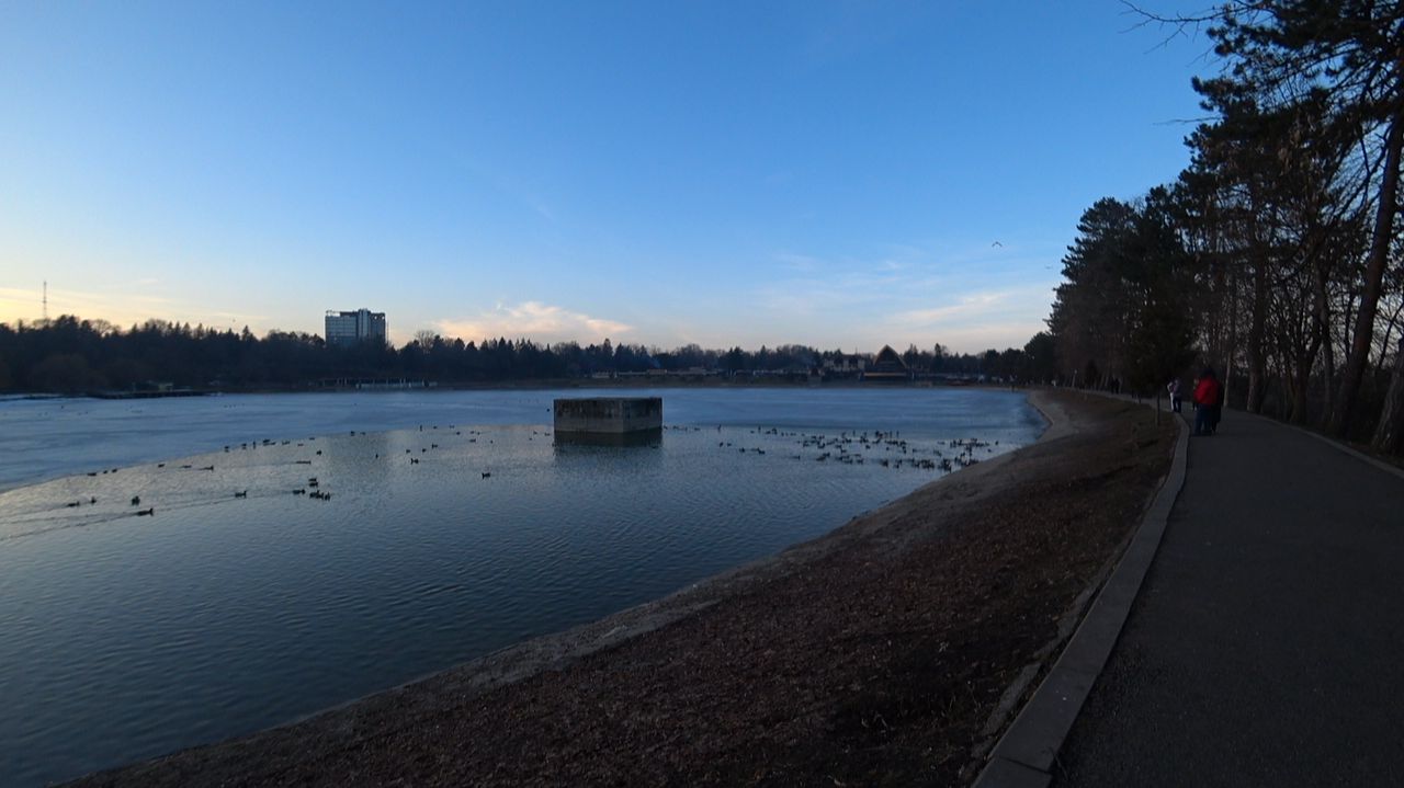 Нальчик  Долинск. Вокруг курортного озера. Санаторий Маяк Горный родник