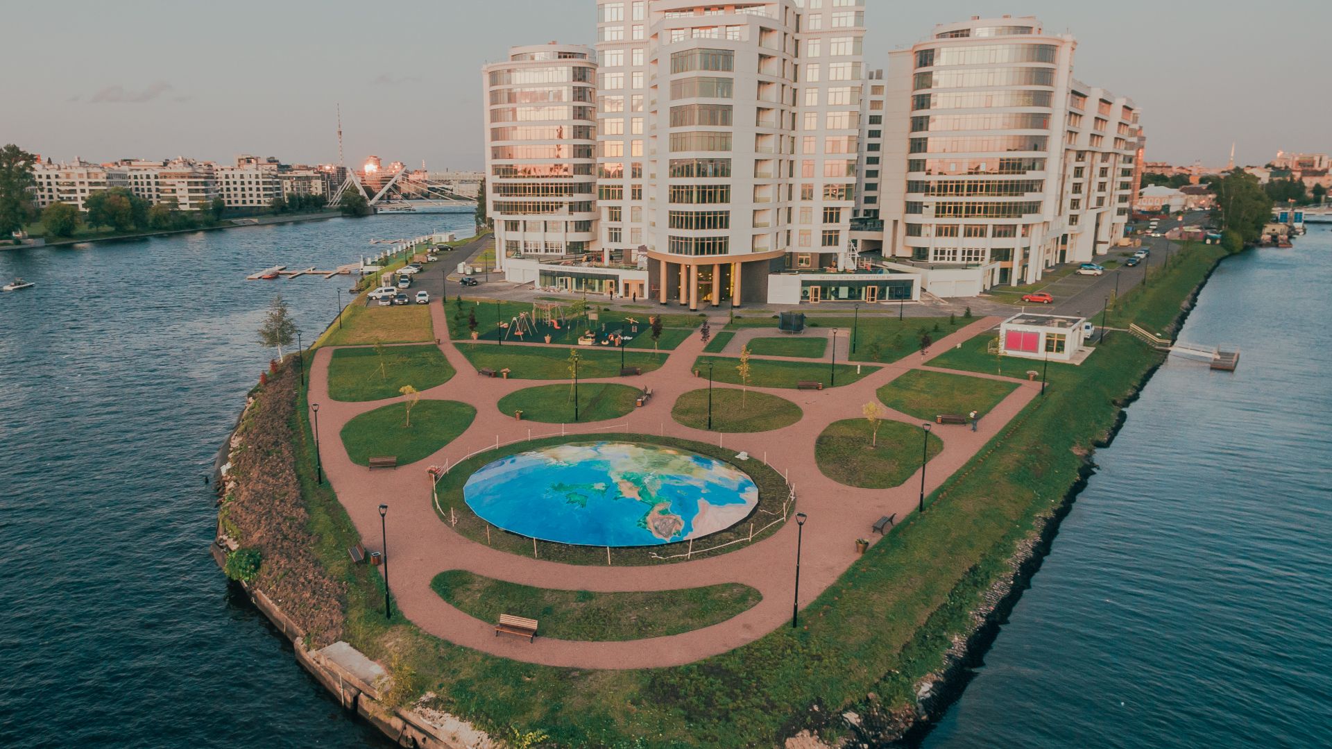 Арт-объект Карта европы. г. Санкт-Петербург.