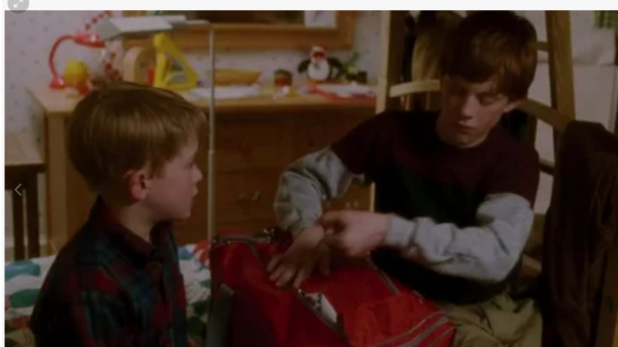 Кевин никогда не собирал чемодан. Урок английского по фильму "Один дома".