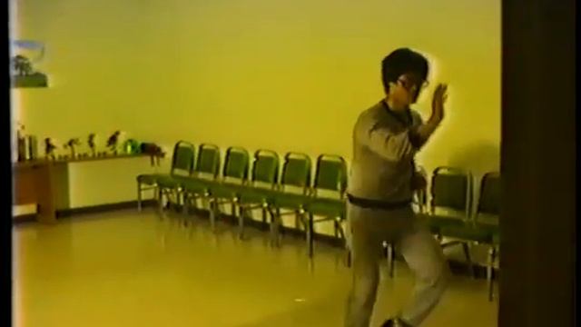 Старое видео середины 1980-х отец и сын