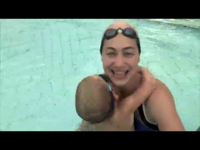 Как научить ребенка плавать   УРОК 1 ВЫДОХ В ВОДУ