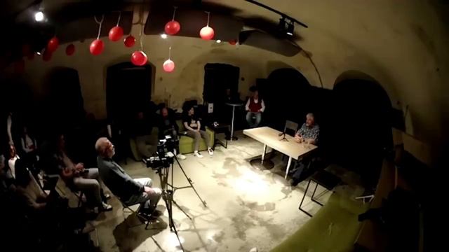 Если это признать будет катастрофа. Деградация общества и власти.