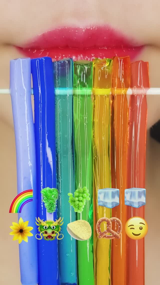 #ASMR звуки рта: интимные чавки и хруст радужных желейных конфет