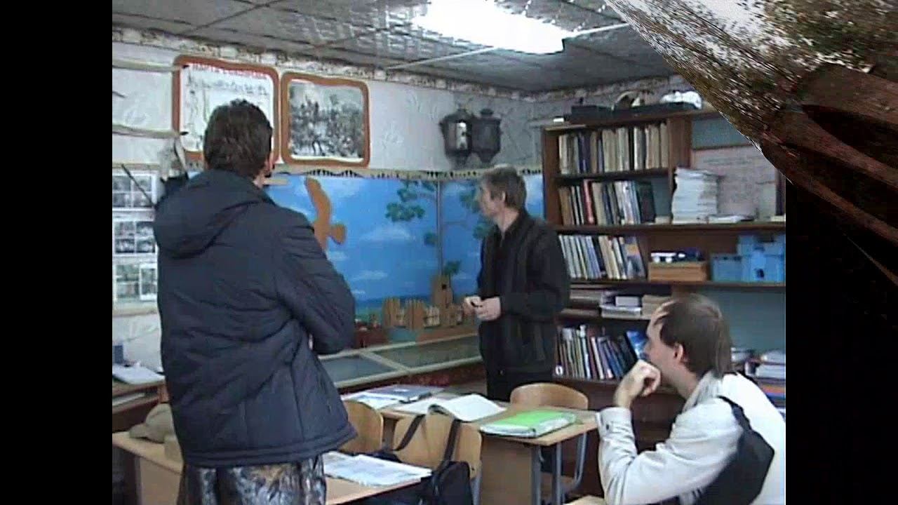 2010 10 09 Сабуровская крепость, школа, Знаменка
