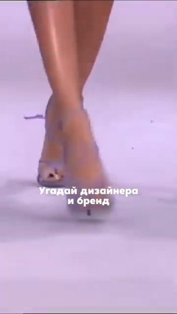 Этот дизайнер почти 15 лет творил для французского модного дома Какой бренд загадали #бренд#мода