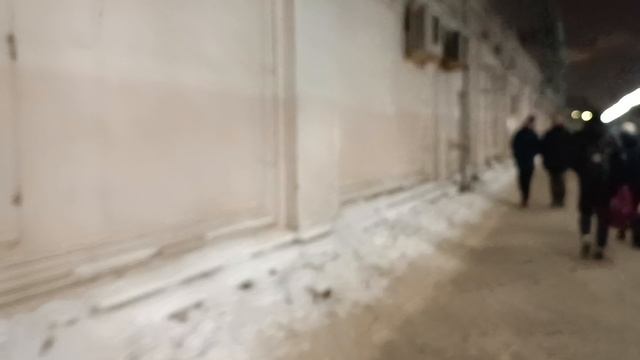 Проход к поездам Ленинградского вокзала на время ремонта,новый путь