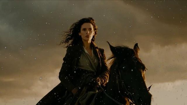 Есть женщины