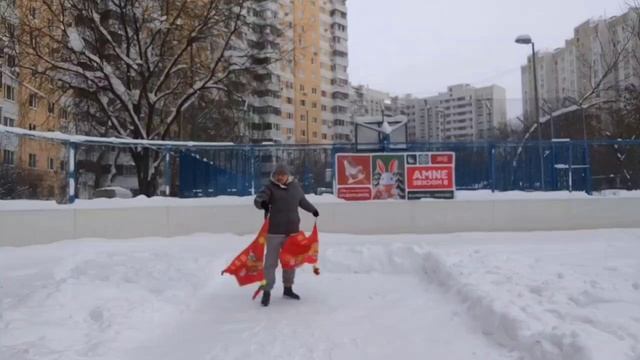 Разминка с фитнес флагами на спортплощадке (2)