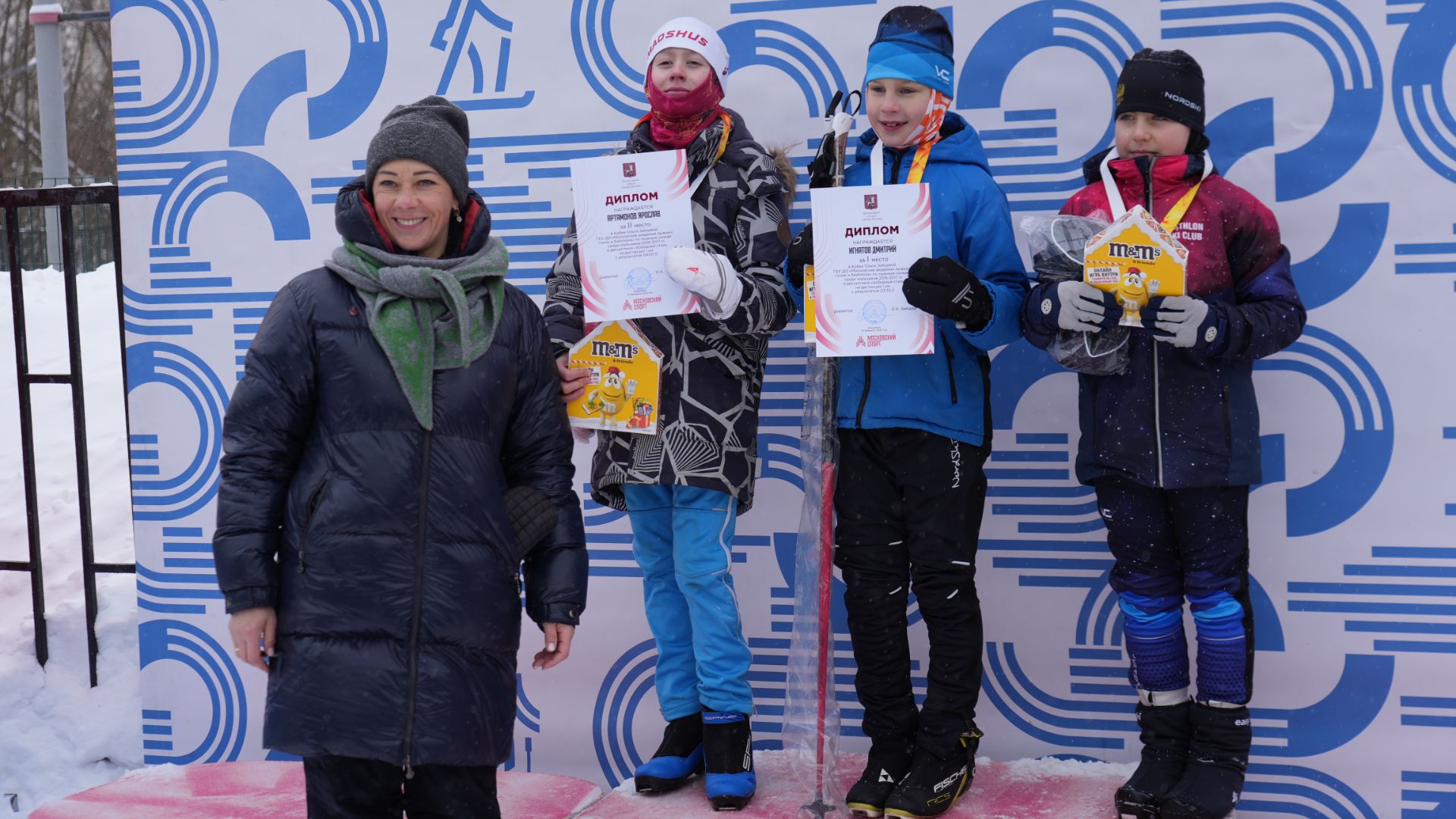 В Алешкинском лесу состоялись детские соревнования по лыжным гонкам на Кубок Ольги Зайцевой