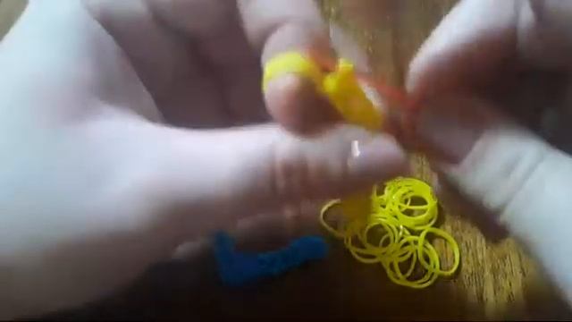 Плетём букву Г на крючке.