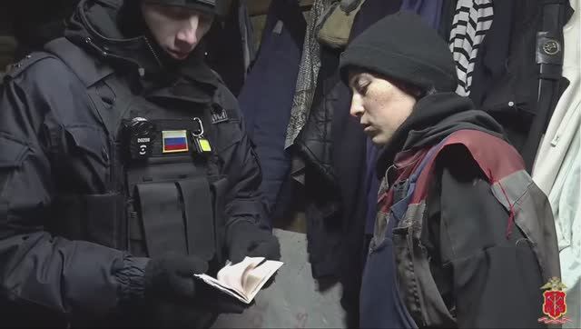 Полиция Петербурга провела очередной масштабный миграционный рейд в Калининском районе