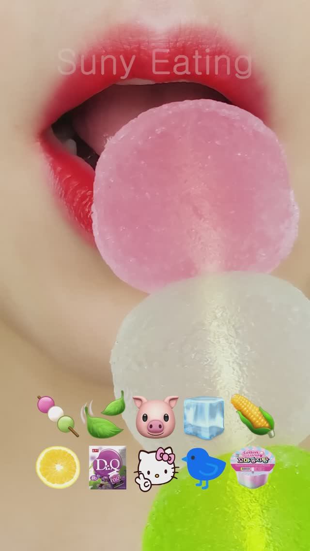 #ASMR звуки еды от цветного зефира: звуки рта, триггеры, конфеты, смайлы