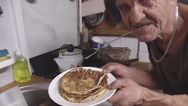 Мой фильм  Печём блины....