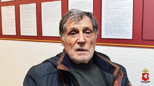 В этой криминальной истории с деньгами и при своих интересах остался 83-летний Лукич