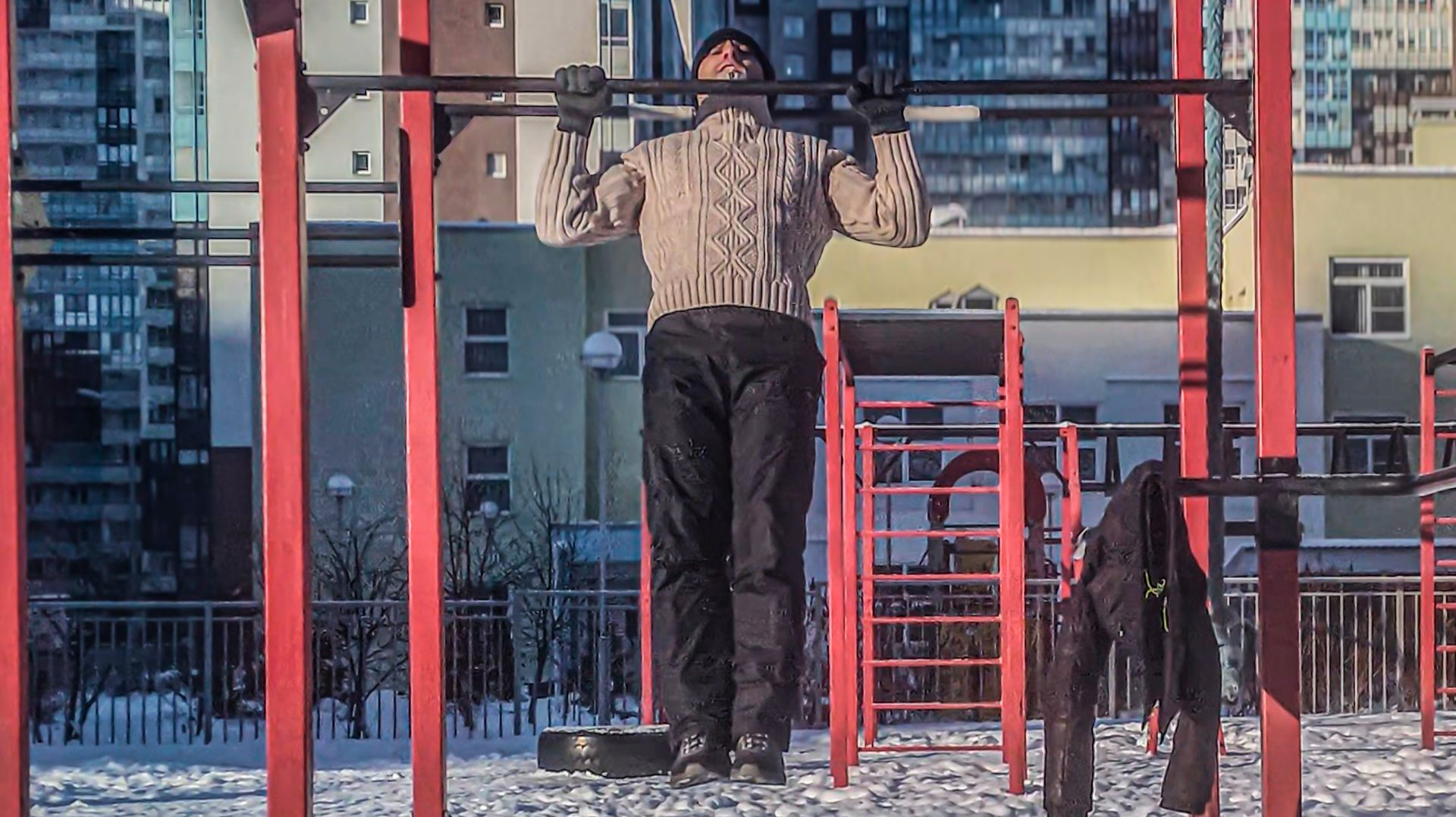 1000+ повторений при -18°. Испытание холодом. (500/500) Подтягивания + Приседания