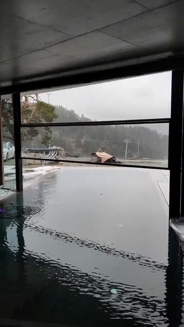 Вертикальное открывание окон