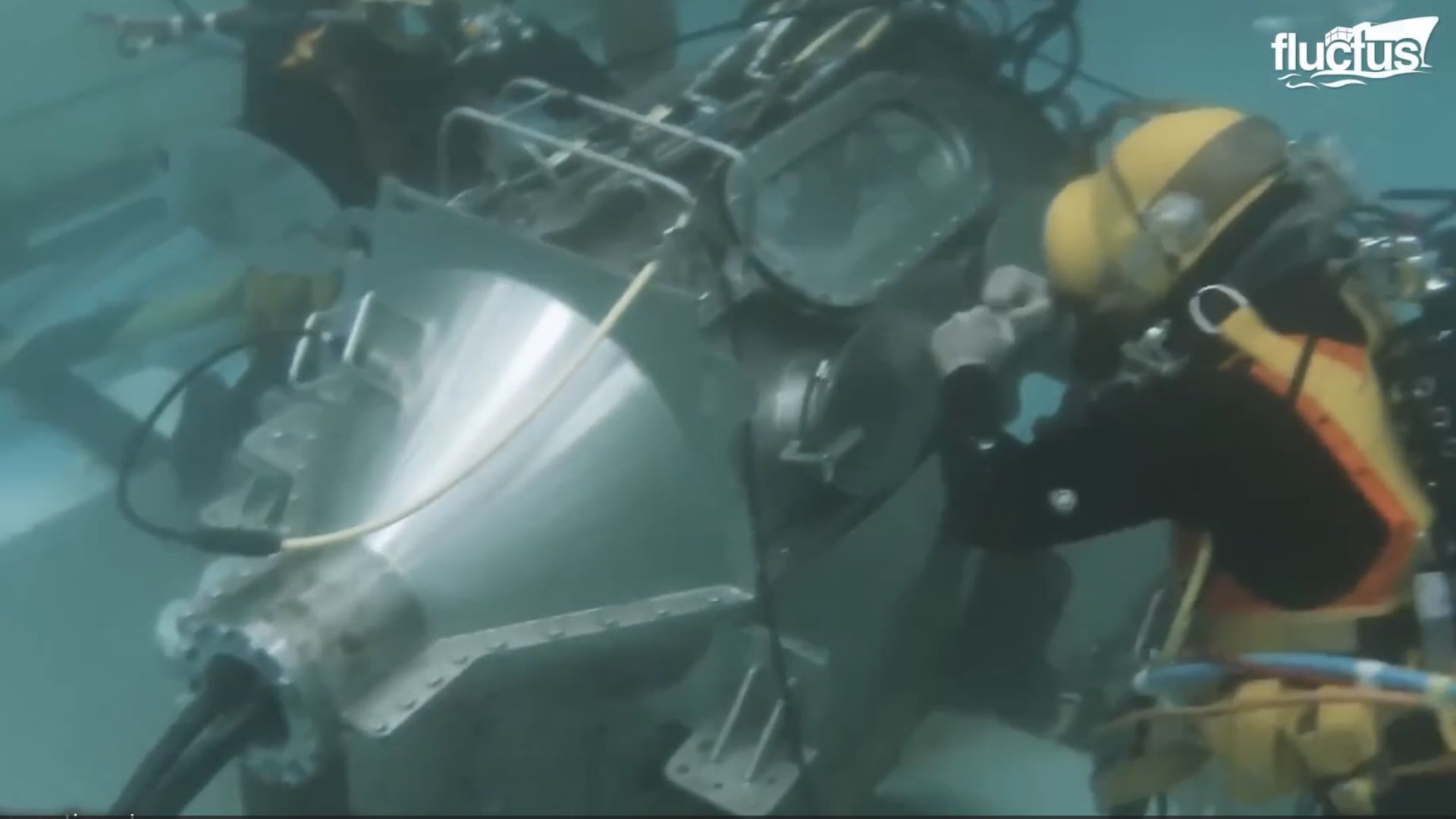 Ремонт подводных кабелей