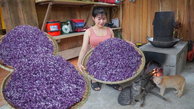 Готовлю красочный клейкий рис на пару и несу на рынок продавать. Нхат. Вьетнам