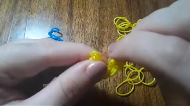 Плетём букву О на крючке.