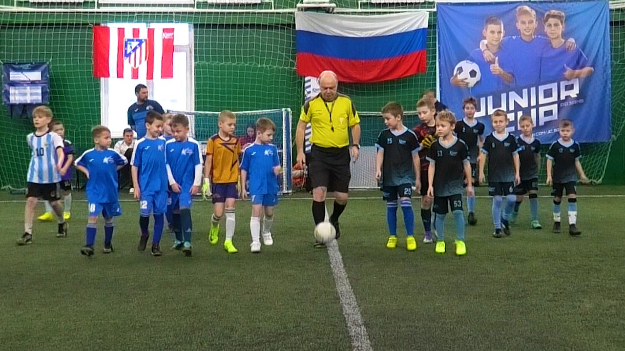 Обзор матча Юниор Арена--Звезда Junior.