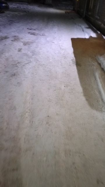 №1175 Двор Г. Звезда 73-Красноармейская 52 17 декабря 2025 г., 19:39:55 VID_20251217_193833468