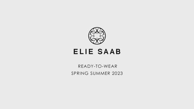 Показ женской коллекции Elie Saab весна-лето 2023