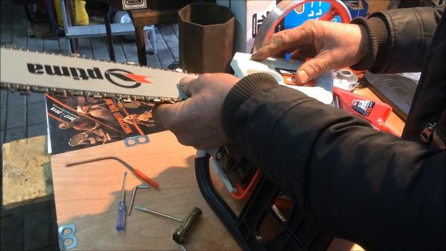 Купили бензопилу_!Это конечно событие!)