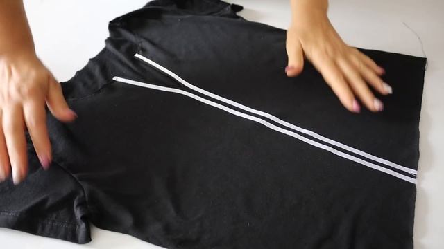 Как же я рада, что не выкидывала старые футболки. Покажу, какая красота получается за 15 минут