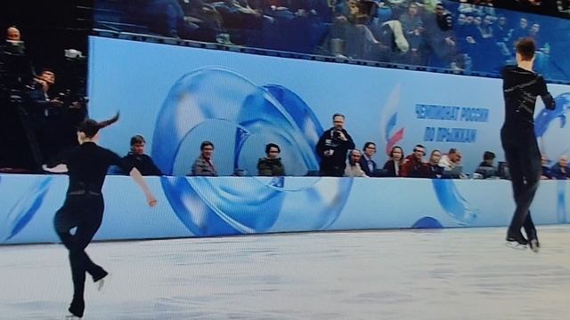 Артемьева и Брюханов