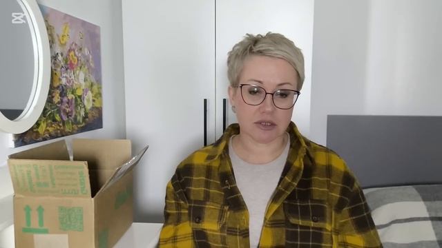 НЕ парфюмерное видео. Накупила косметики. Уходовая и декоративная.