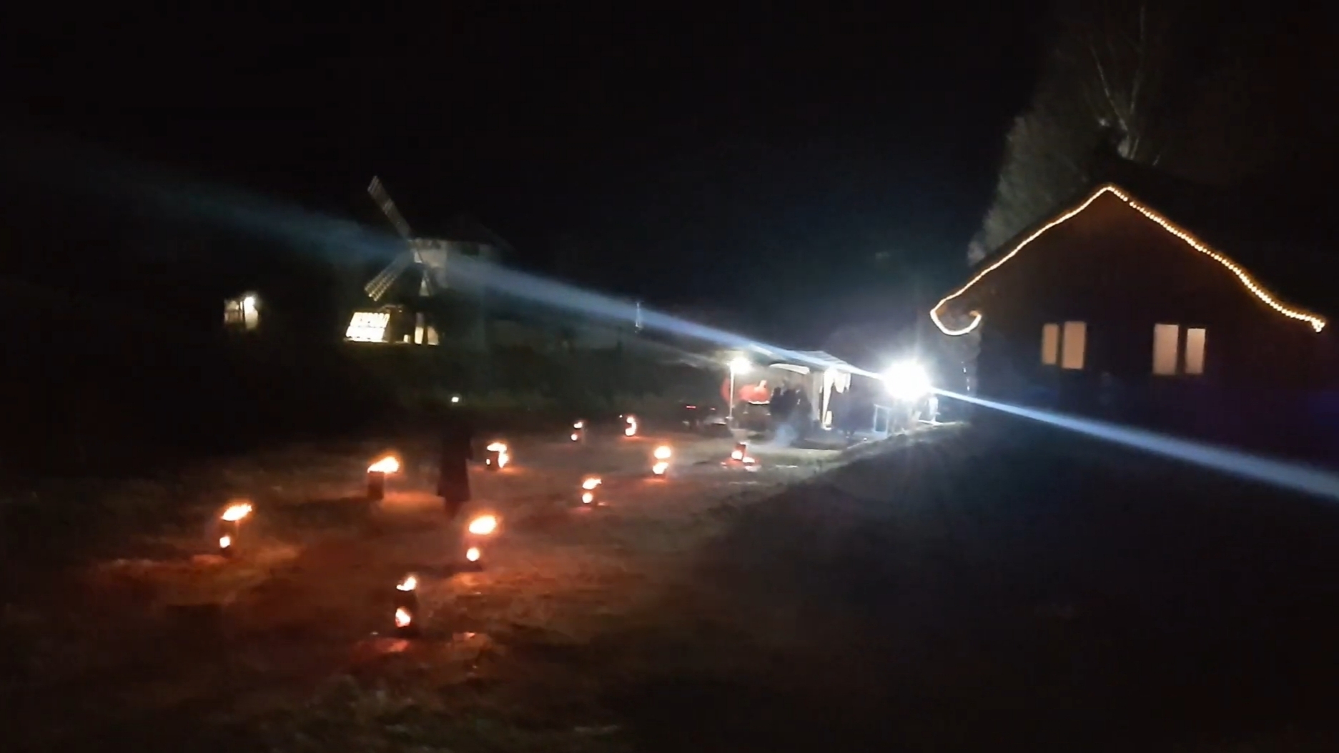 Из архива: Крещенская ночь/Приехали к проруби