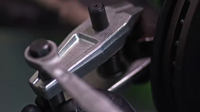 KUKKO 129-3-A-32 — Volvo XC60: Замена амортизаторов и рычагов подвески