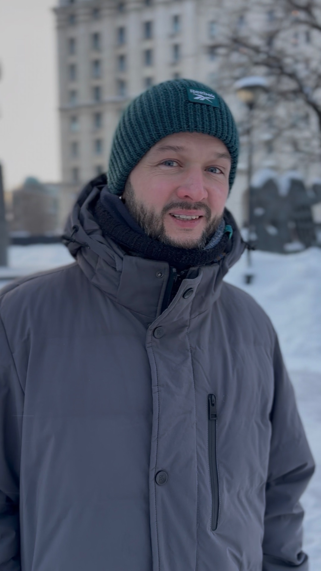 Хорошо, когда так снежно, Фёдор Сологуб