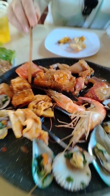 Готовка на Весёлом острове Нячанга, Вьетнам