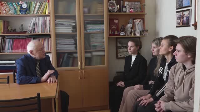 Выпускники 10-ой гимназии