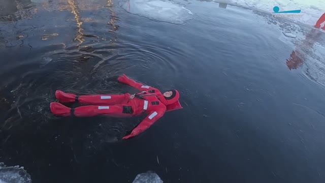 Ледяная невесомость или арктическая медитация: айс-флоатинг в Петербург