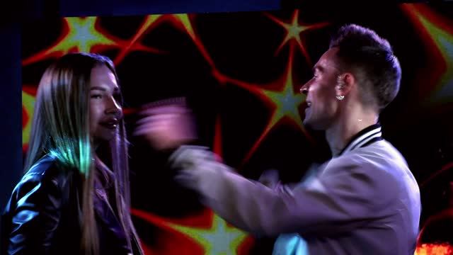 ВИА Друзья = Девушки как звёзды - А.Губин (кавер)