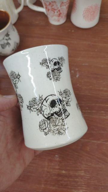 Подглазурная деколь Череп Яркерамист