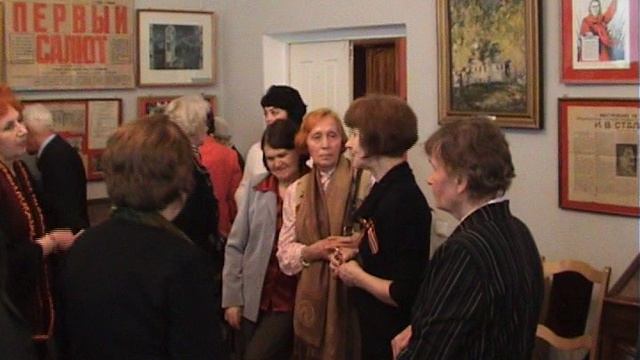 Разные люди на выставке "Рядовые культуры". 21.04.2010