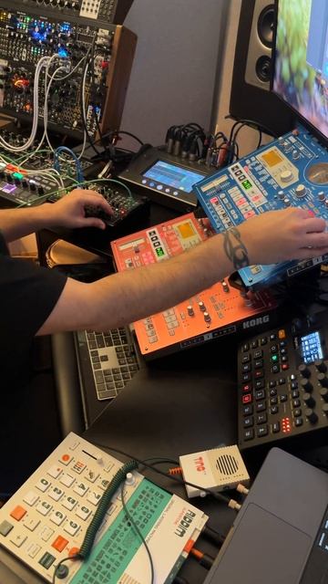 Studio times #ninesense #eurorack #electribe #psytrance #teenageengineering