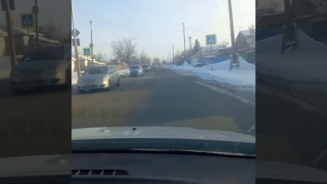 Налево Панфилова Гвардейская