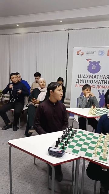 Шахматное наследие Александра Алехина: мастер-класс Михаила Коровина в Русском доме в Оше