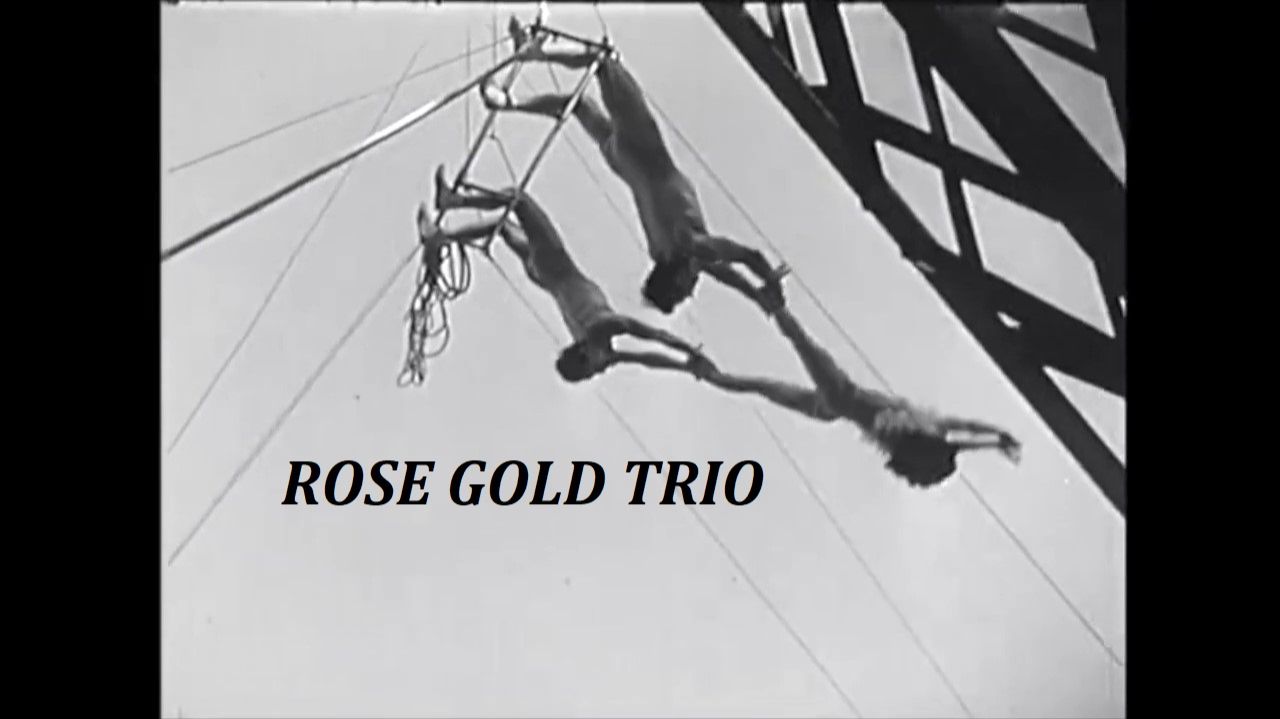 Золотой архив: Трио на подколенной рамке "Rose Gold Trio" (съёмки на Эйфелевой башне - 1952 г.)